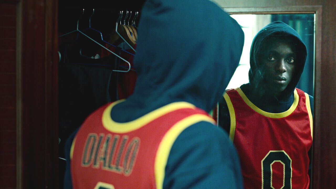 'Zero' Italian Superhero Series Canceled at Netflix; Won't Return for ...