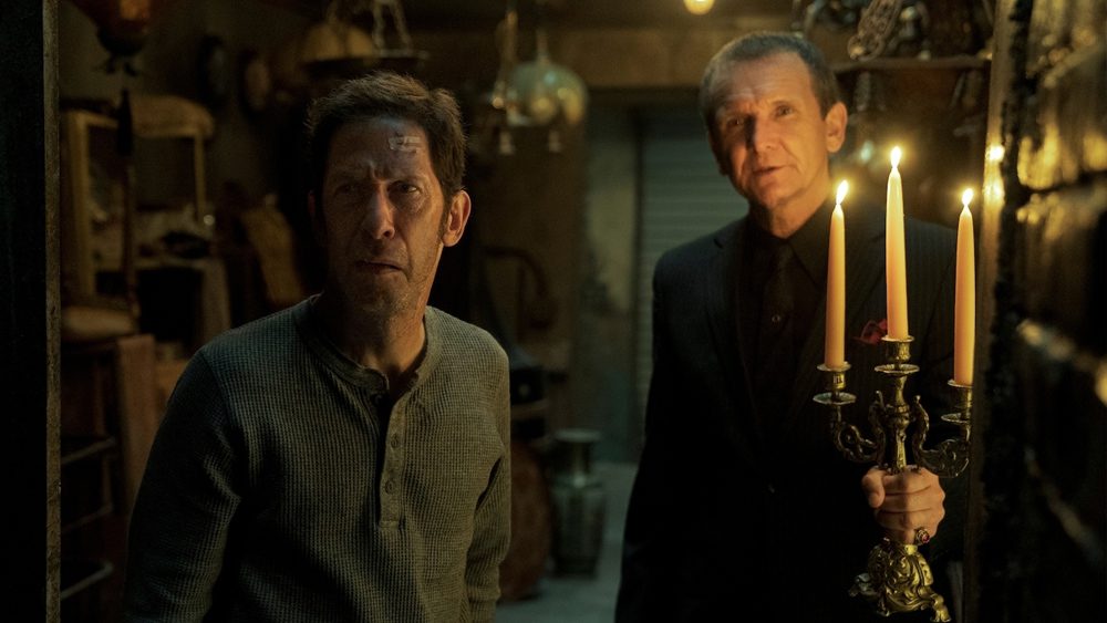 'Cabinet of Curiosities' Season 1 Episode 1 'Lot 36' Ending Explained ... 'Cabinet of Curiosities' Season 1 Episode 1 'Lot 36' Ending Explained ...