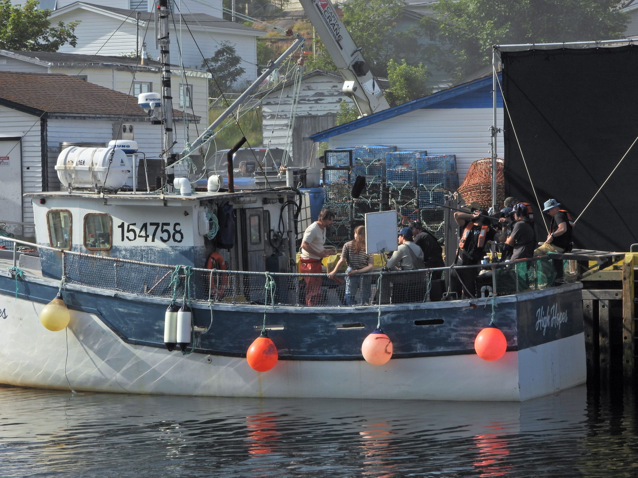 First Looks at Josh Hartnett on Set of New Newfoundland Sea Monster ...