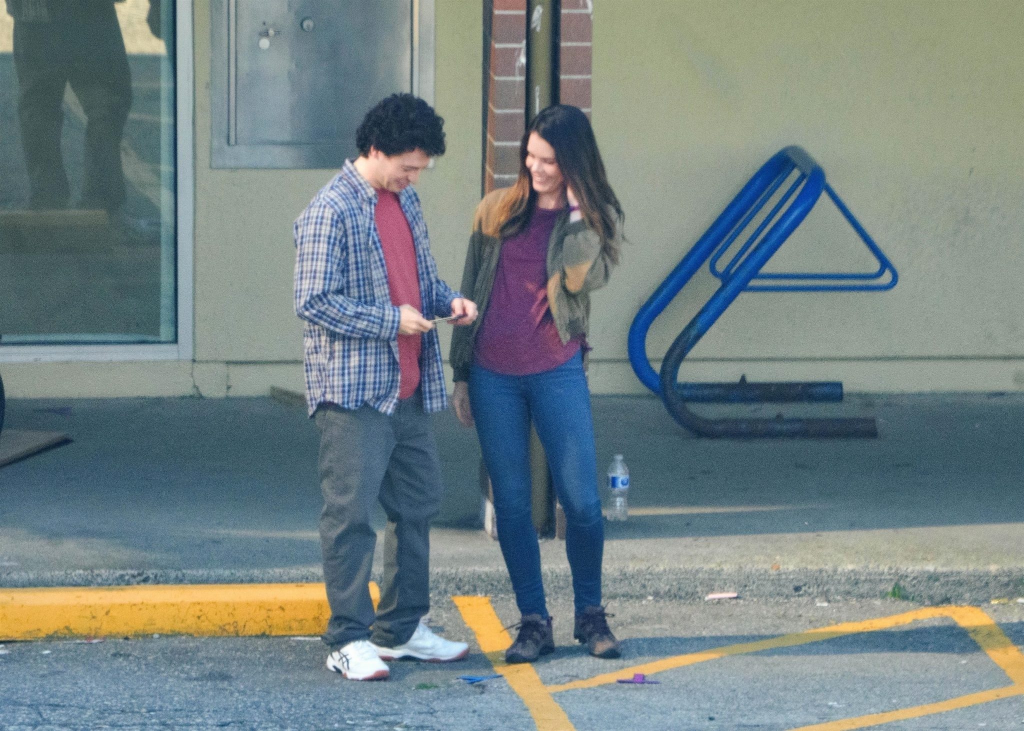 First Look at Anthony Boyle As Sam Bankman-Fried On Set Of 'The ...